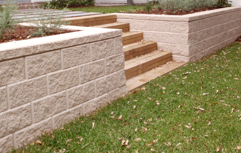 Retaining Walls - Brightside Landscapes